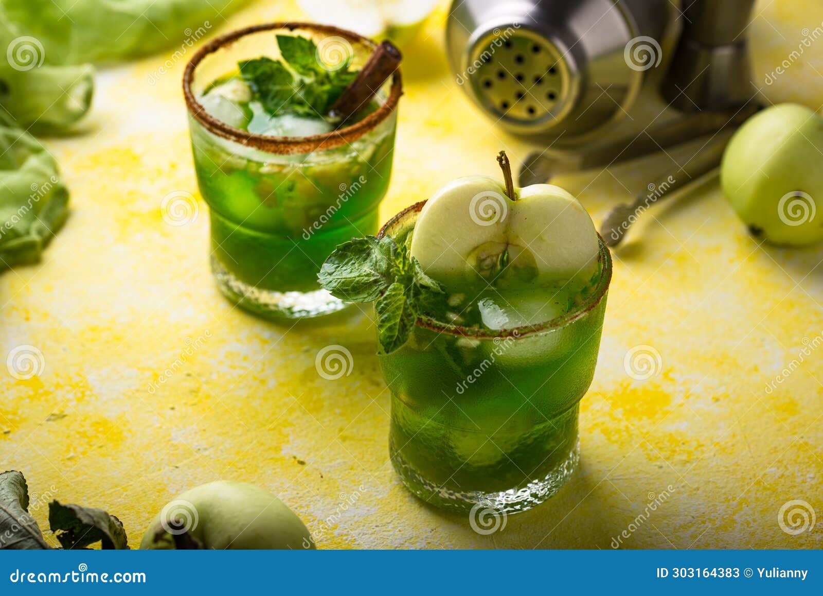 Apple Alcoholic Cocktail or Mocktail Stock Image - Image of cold ...