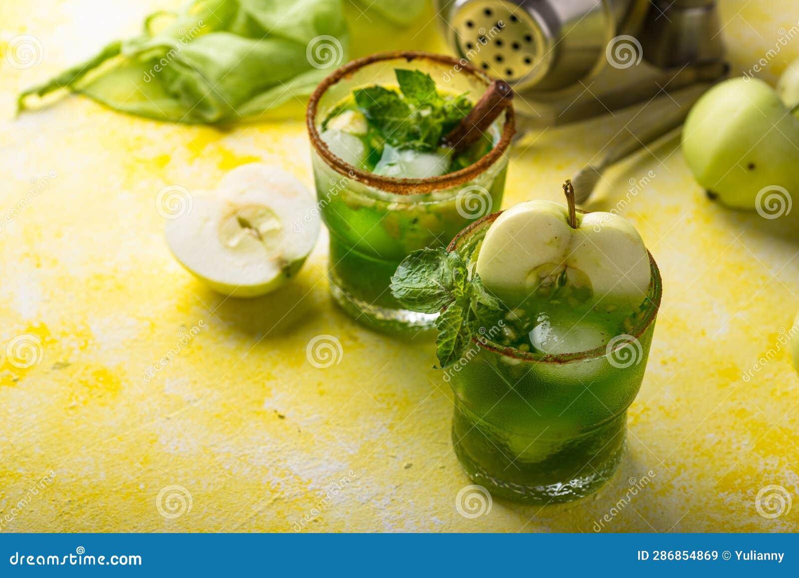 Apple Alcoholic Cocktail or Mocktail Stock Image - Image of juice ...