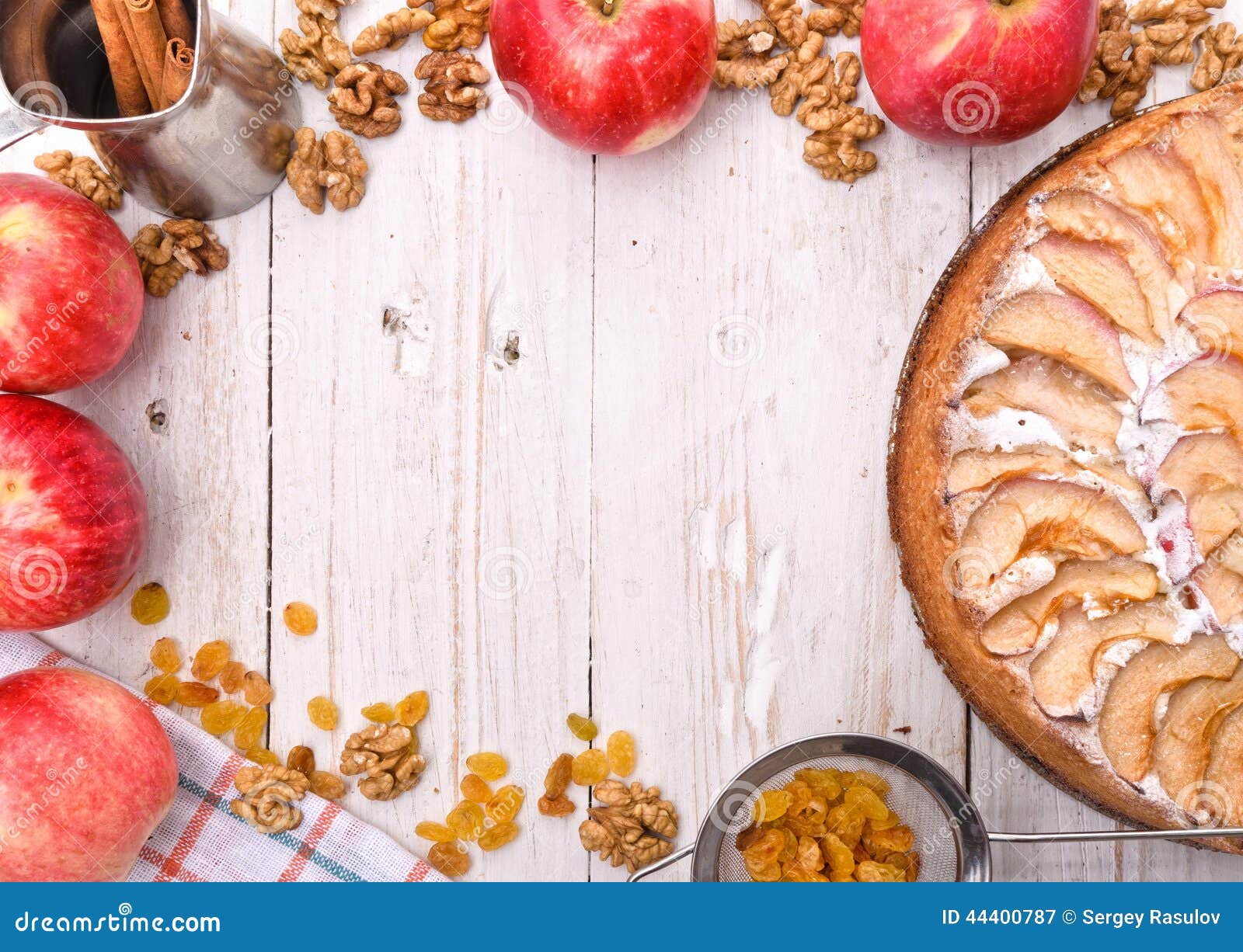 Apple cake. Frame. stock image. Image of rustic, nuts - 44400787