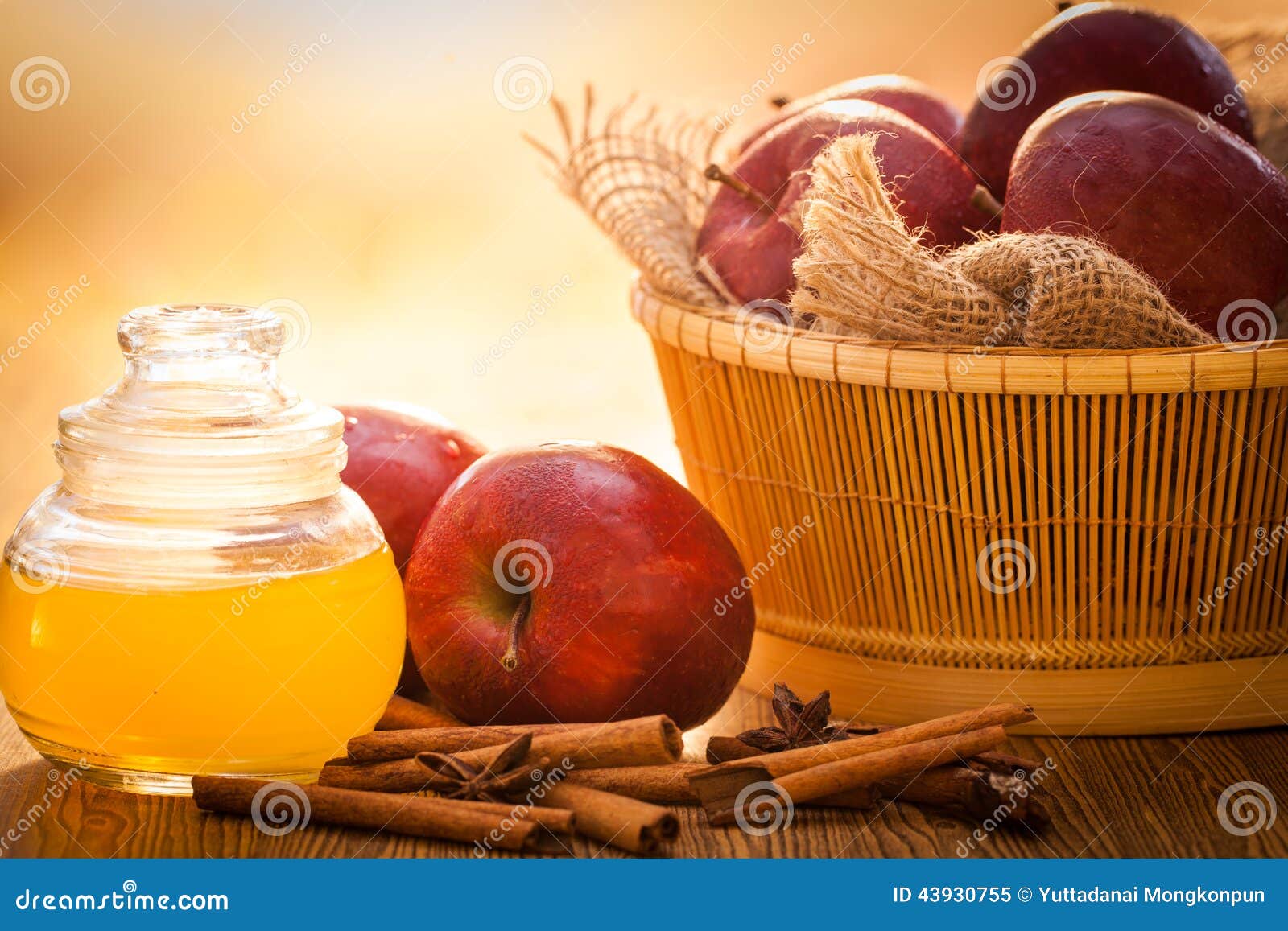 Apple-Ciderazijn stock afbeelding. Image of zuur, vulling - 43930755