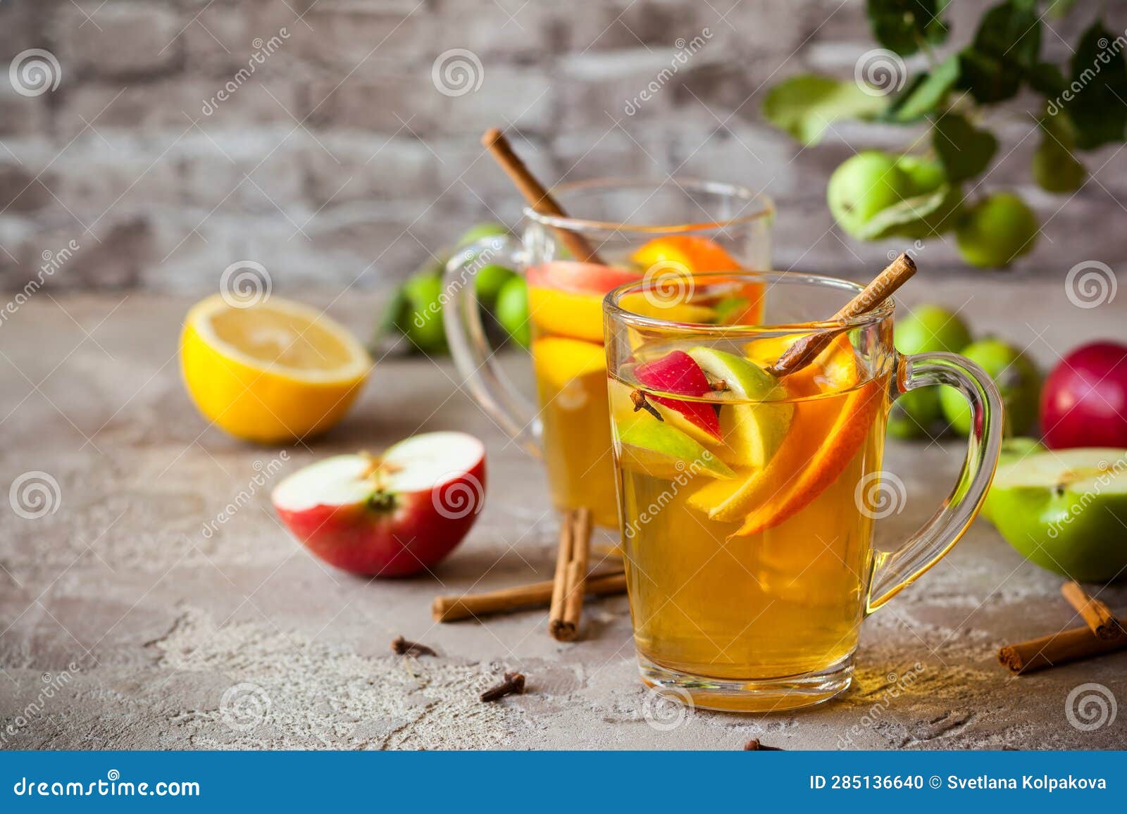 Apple and citrus sangria stock photo. Image of drink - 285136640