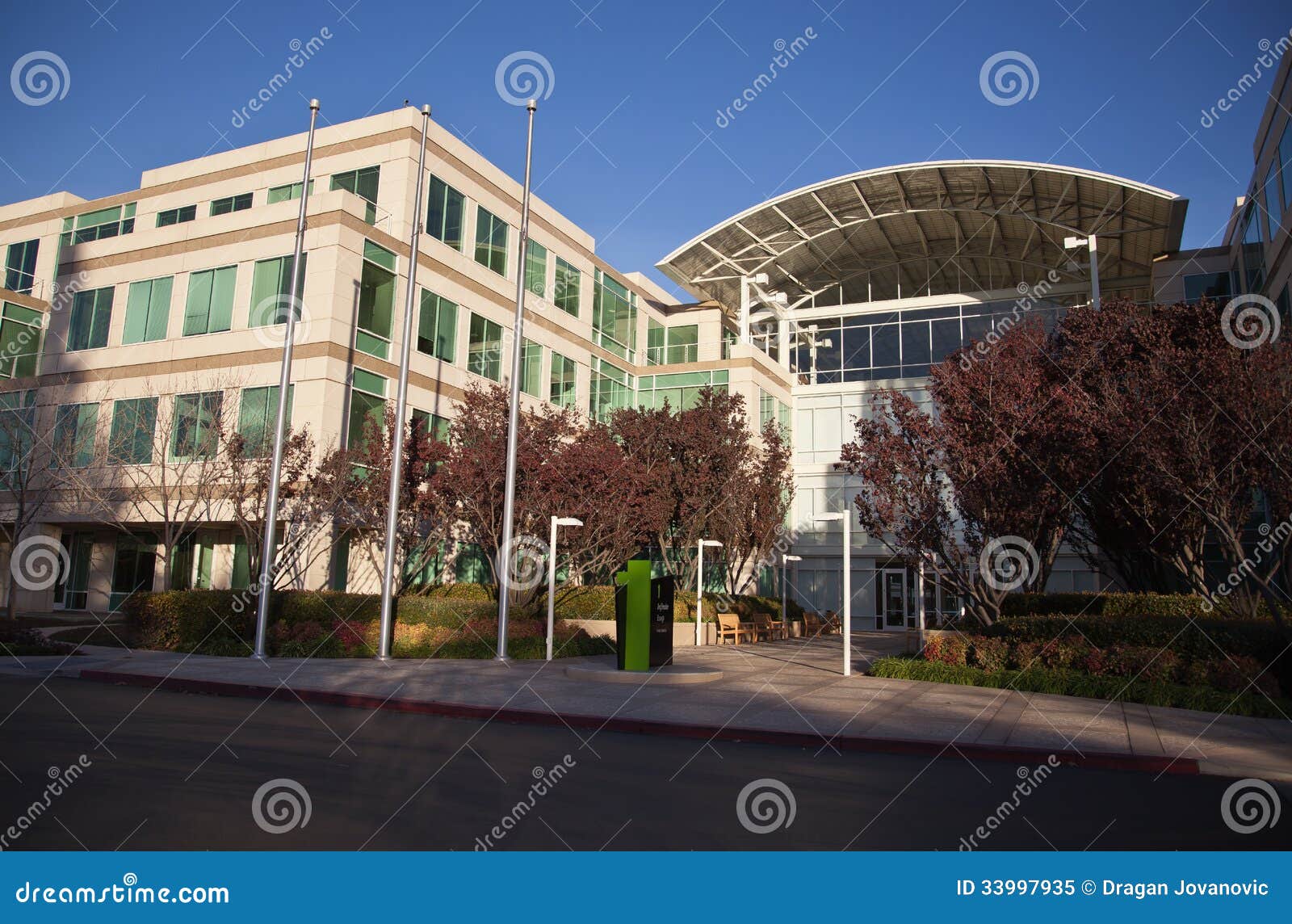 Apple Computer Inc HQ stock image. Image of building - 33997935