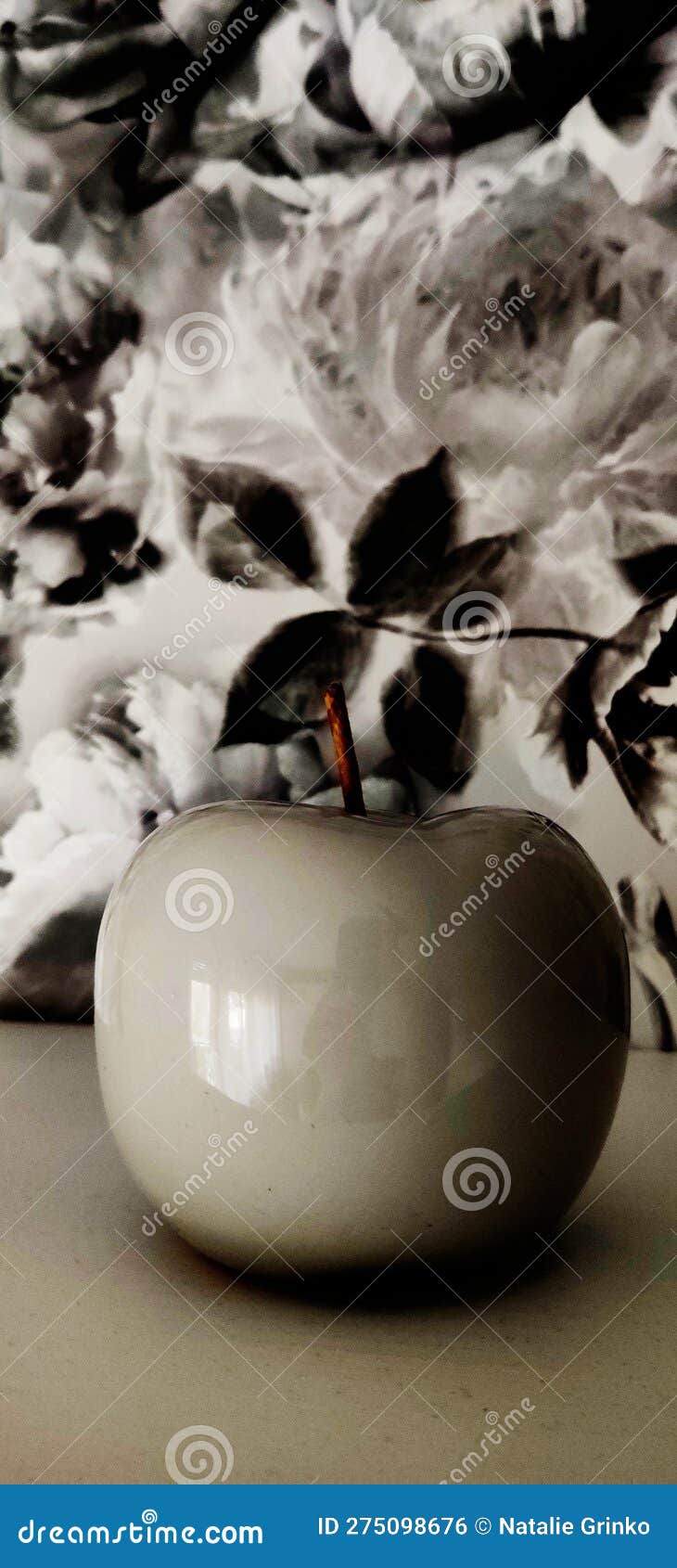 Apple Decoration ,calm Foto Stock Photo - Image of calm, grey: 275098676