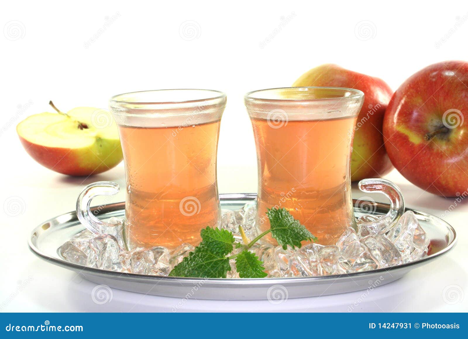 Apple iced tea stock image. Image of leaves, herbal, warm - 14247931