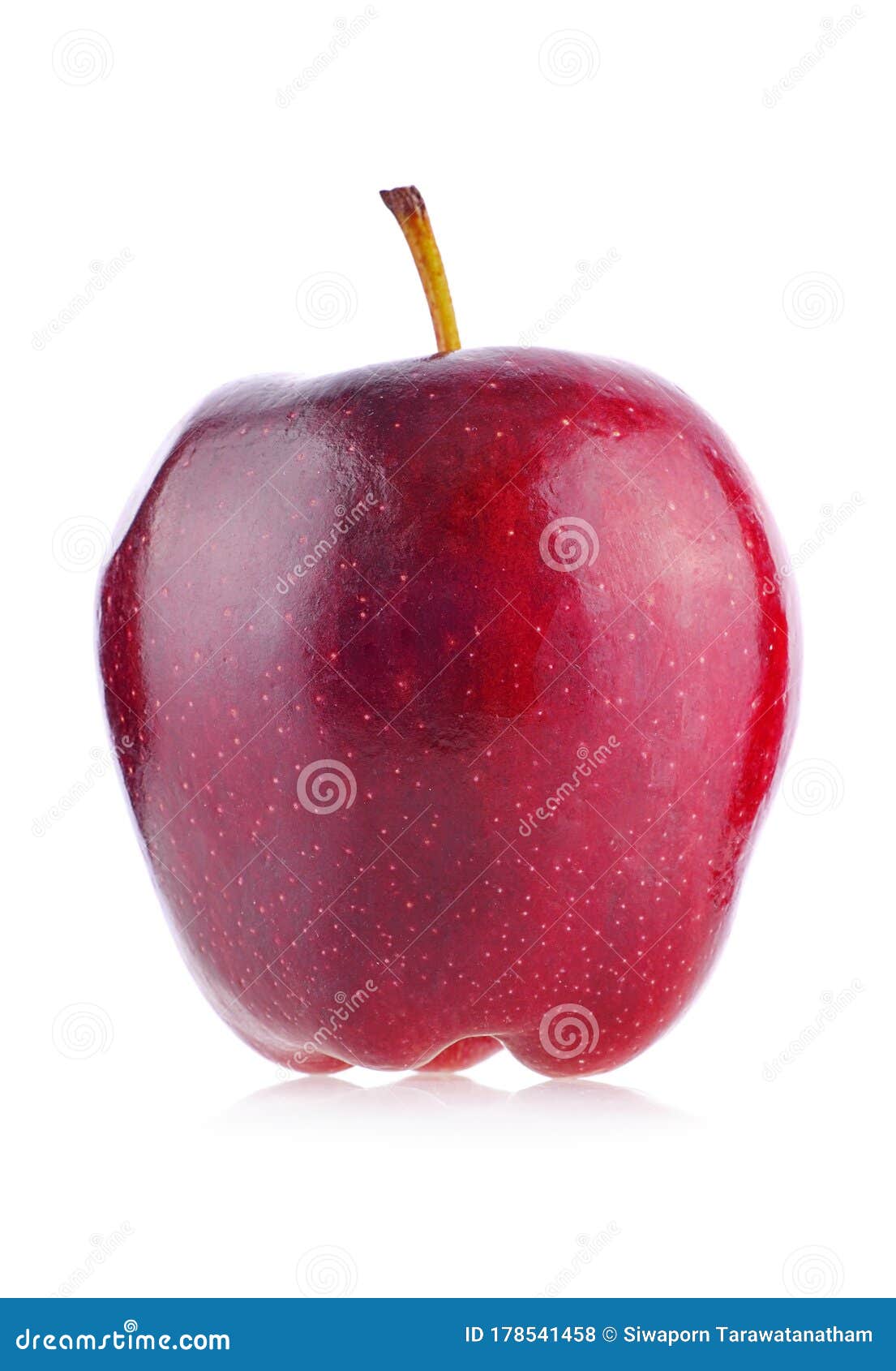 Apple Isolated on White Background Stock Photo - Image of healthy ...