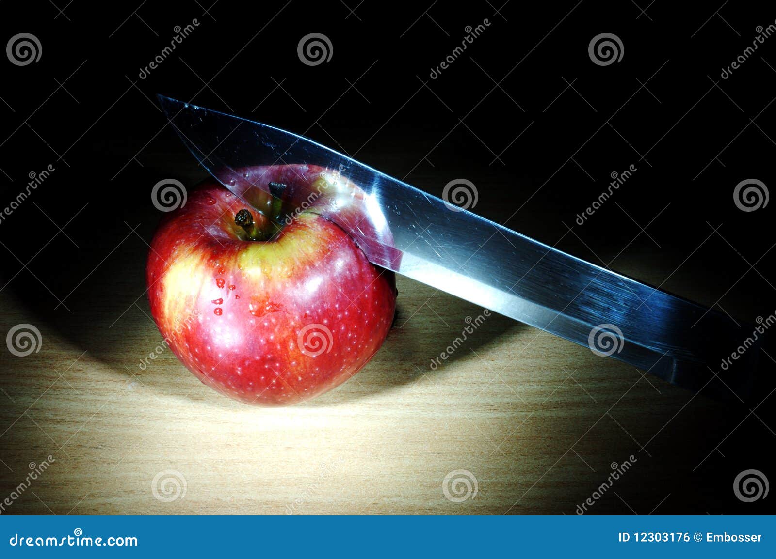 Apple and Knife in the Dark Stock Photo - Image of dark, ripe: 12303176