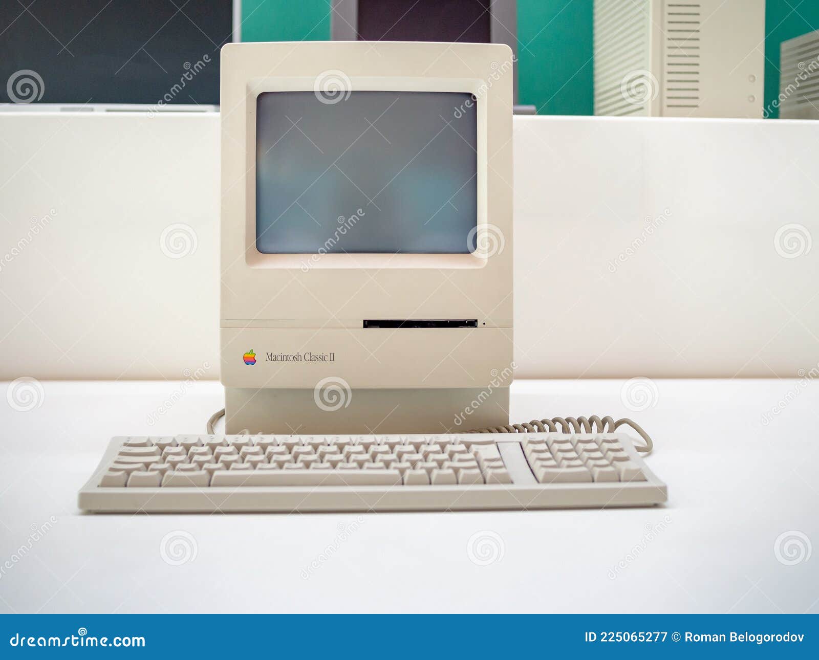 Apple Macintosh Plus Personal Computer Editorial Photography - Image of ...