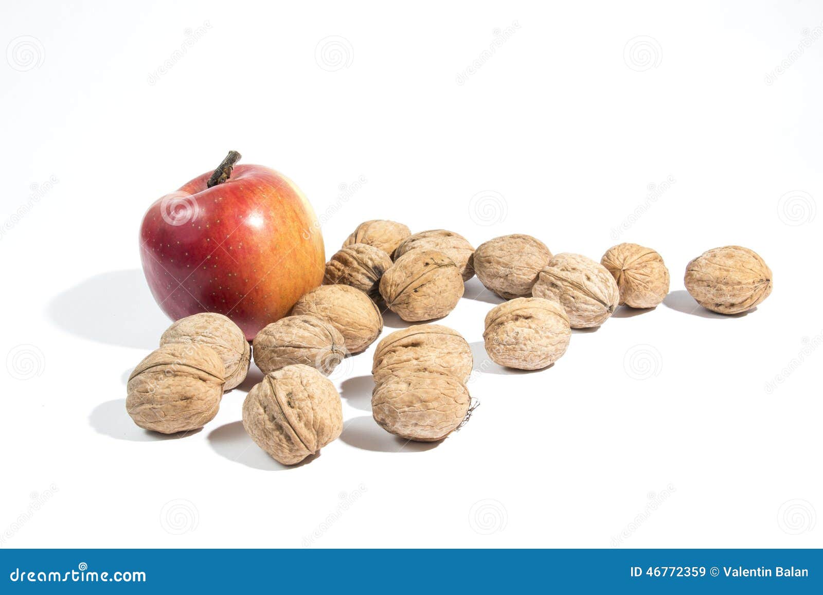 Apple and nuts stock image. Image of harvesting, foods - 46772359