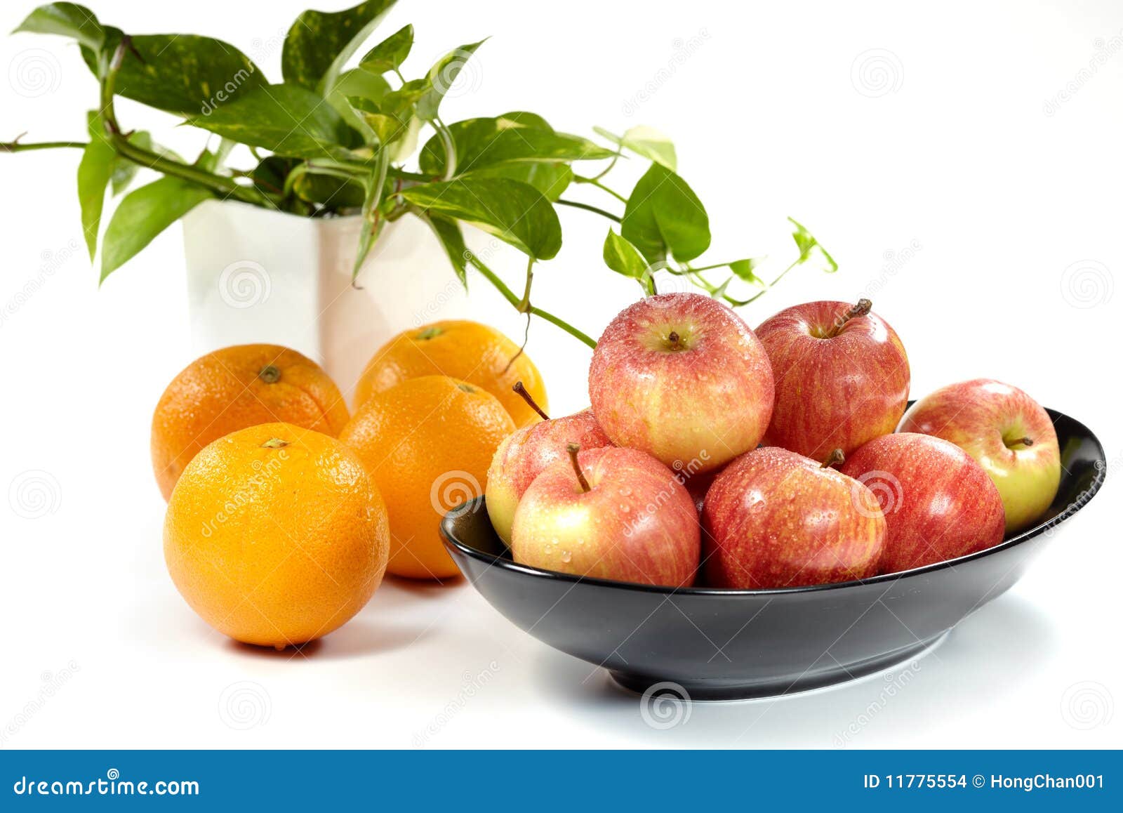Apple and oranges stock photo. Image of delicious, sweet - 11775554