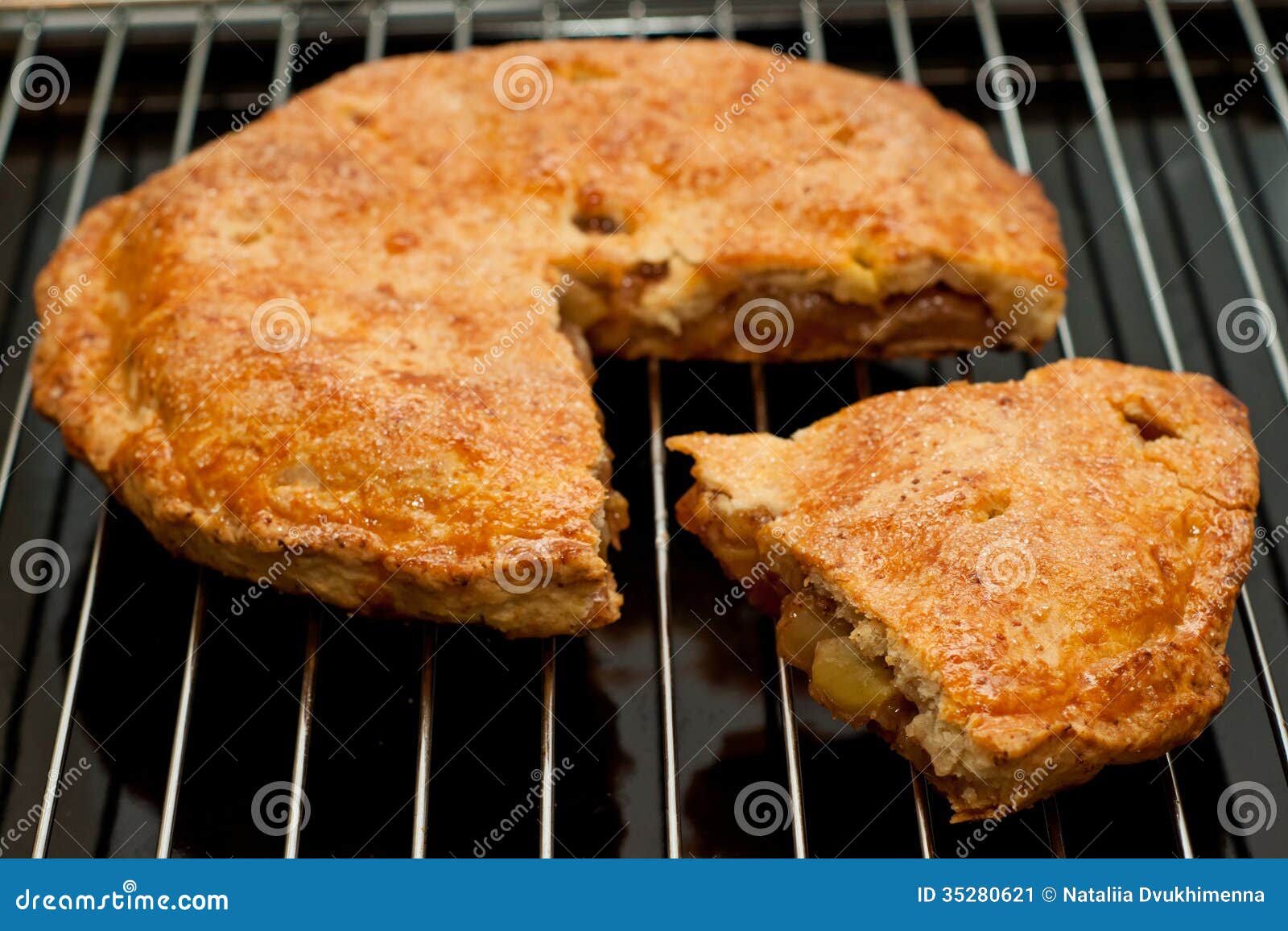 Apple pie stock image. Image of homemade, grille, pastry - 35280621