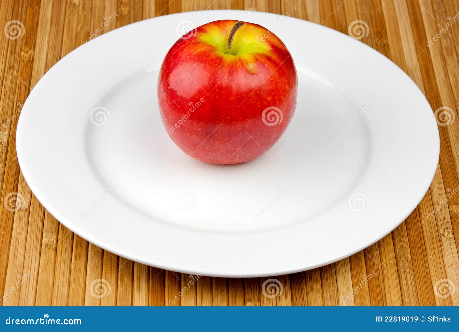 Apple on Plate stock image. Image of bamboo, diet, lunch - 22819019