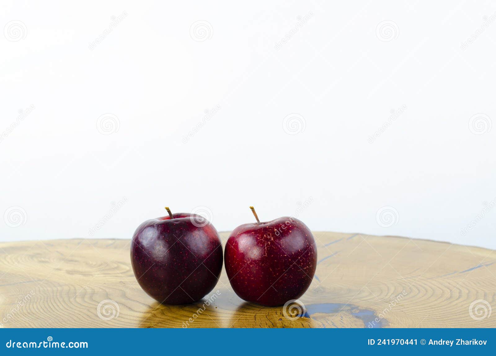 Apple, Red. Apples on the Table. Fruit Stock Image - Image of sweet ...