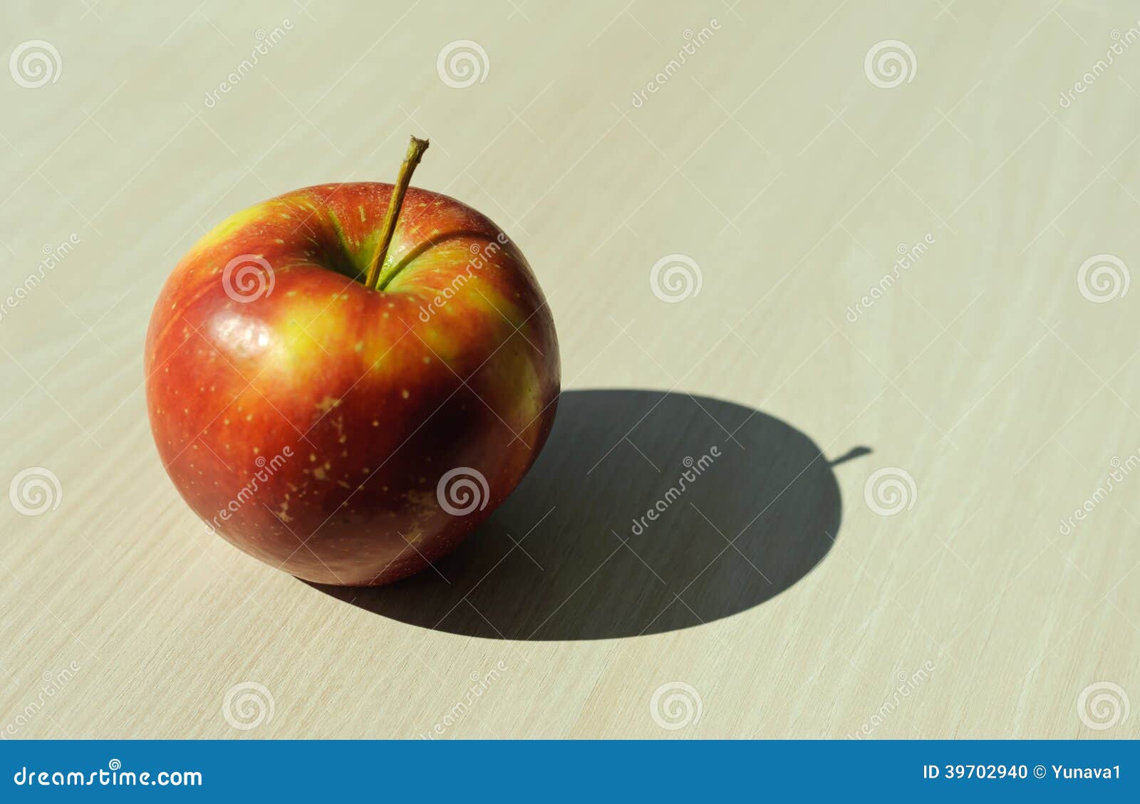 Apple stock photo. Image of vegetables, healthy, condensation - 39702940