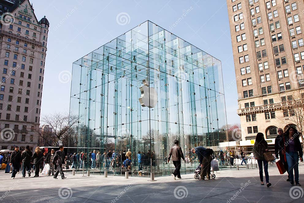 Apple Store editorial photography. Image of people, city - 19421482