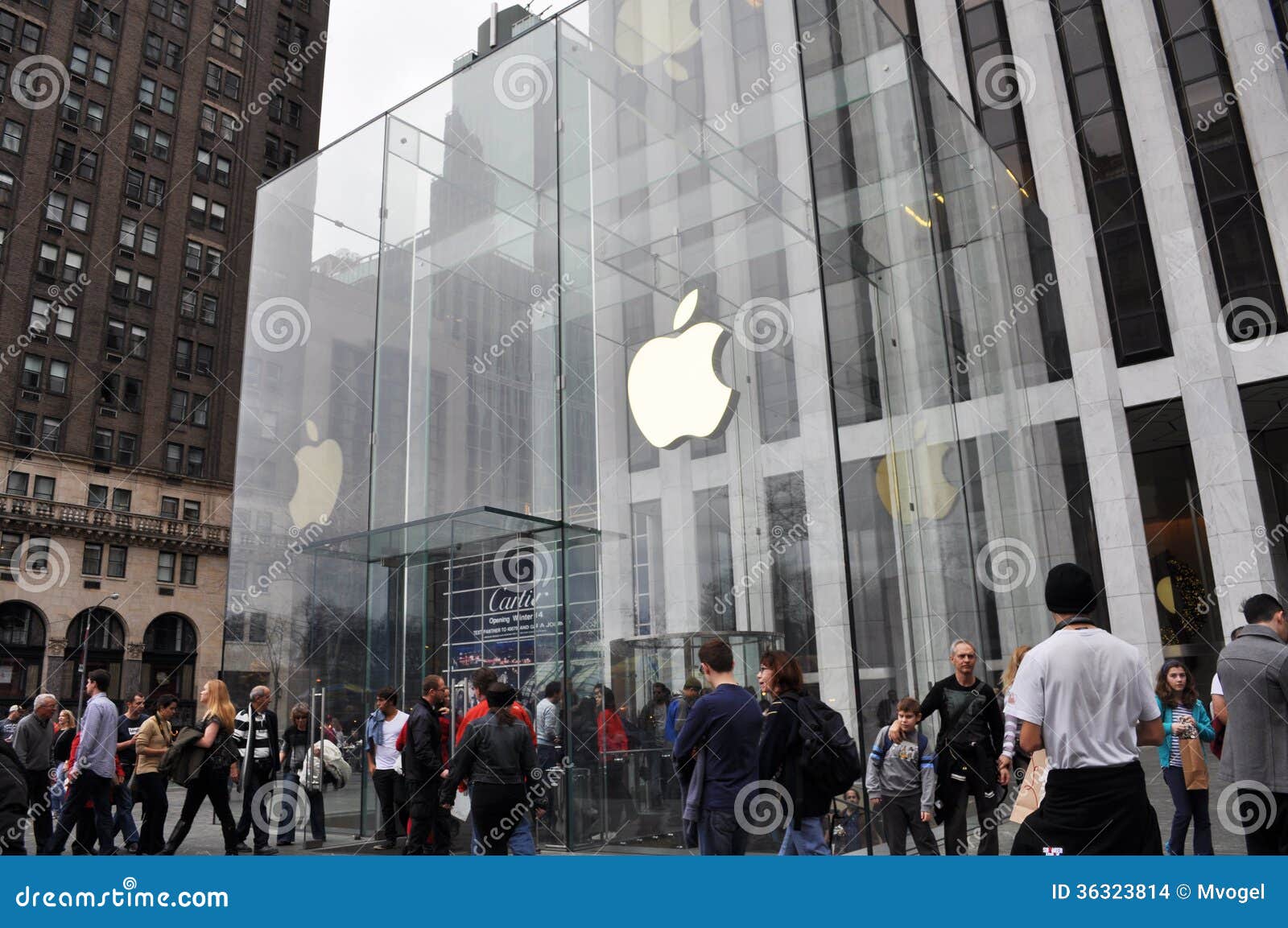 Apple Store editorial stock image. Image of built, architecture - 36323814