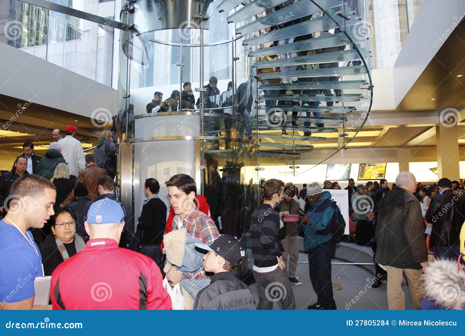 Apple store spiral stair editorial stock image. Image of computer ...