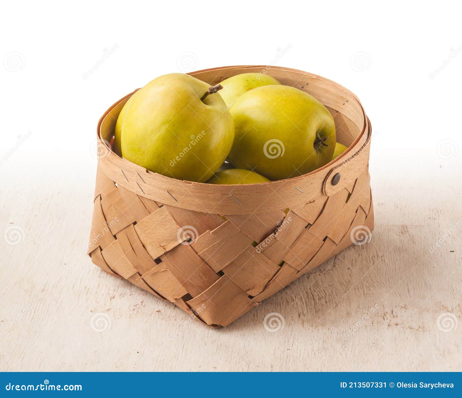 Apple Variety Mutsu in Basket Stock Image - Image of fruit, benefits ...