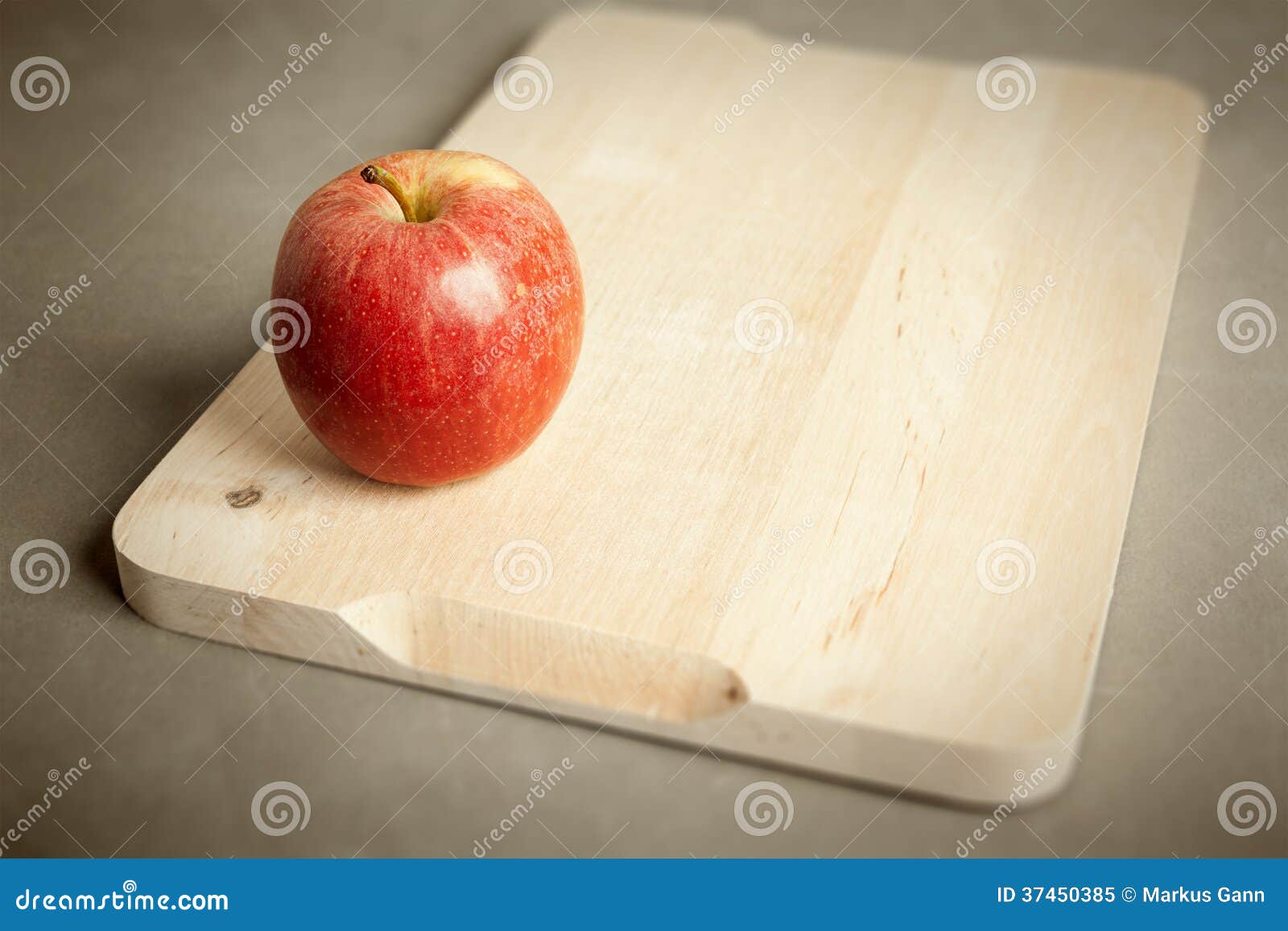 Apple on Wooden Cutting Board Stock Image - Image of health, frame ...