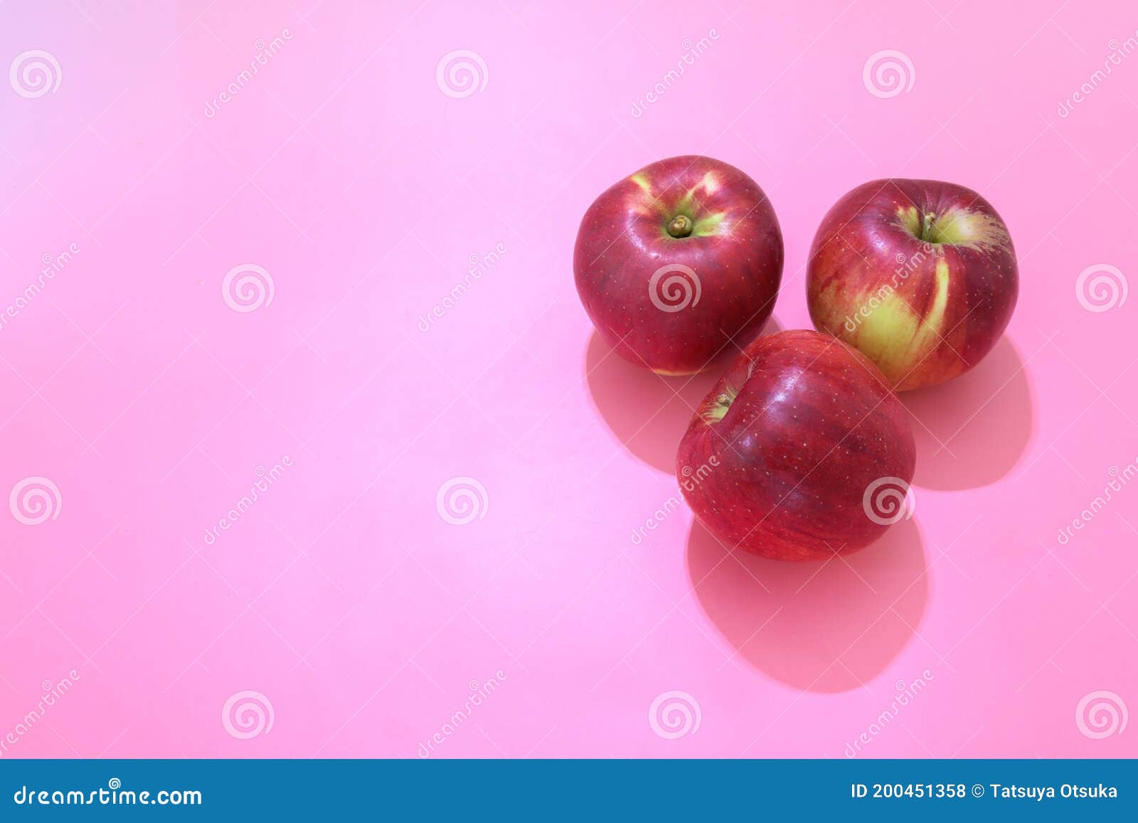 Apples in a Pink Background Stock Photo - Image of fruits, nutrition ...