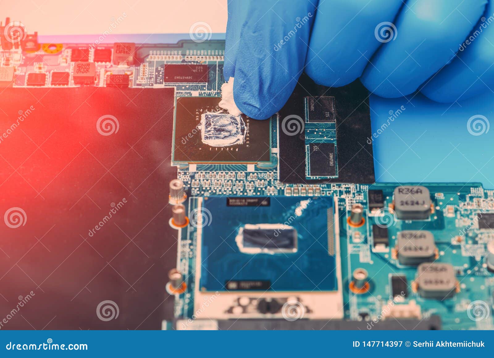 The Chip Of A High-power Transistor According To The Darlington Scheme ...