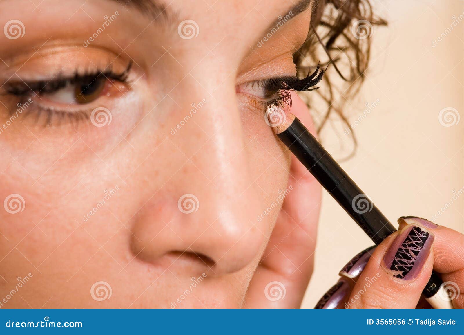 Applying eyelashes stock photo. Image of woman, portrait - 3565056