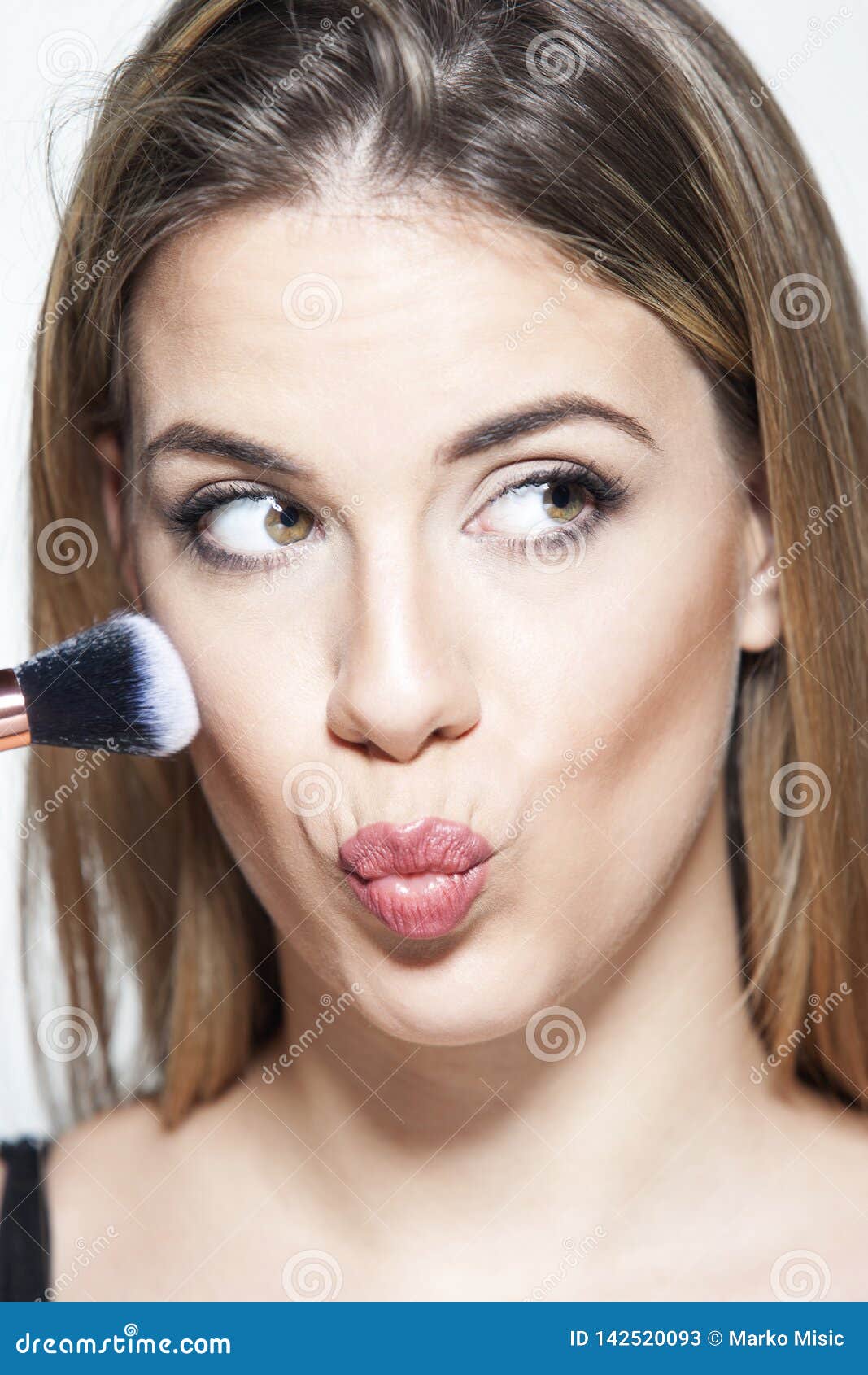 Applying Makeup,cosmetic Powder Stock Image - Image of cosmetics ...