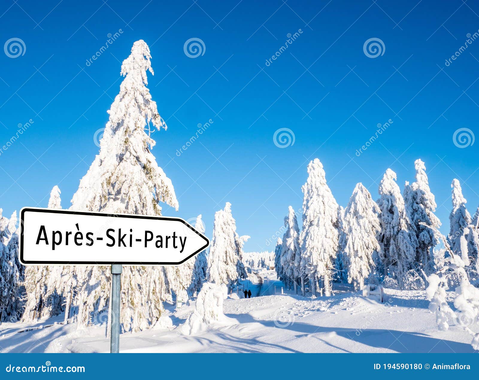 Apres Ski Party Shield Sign Stock Photo - Image of dancing, apres ...