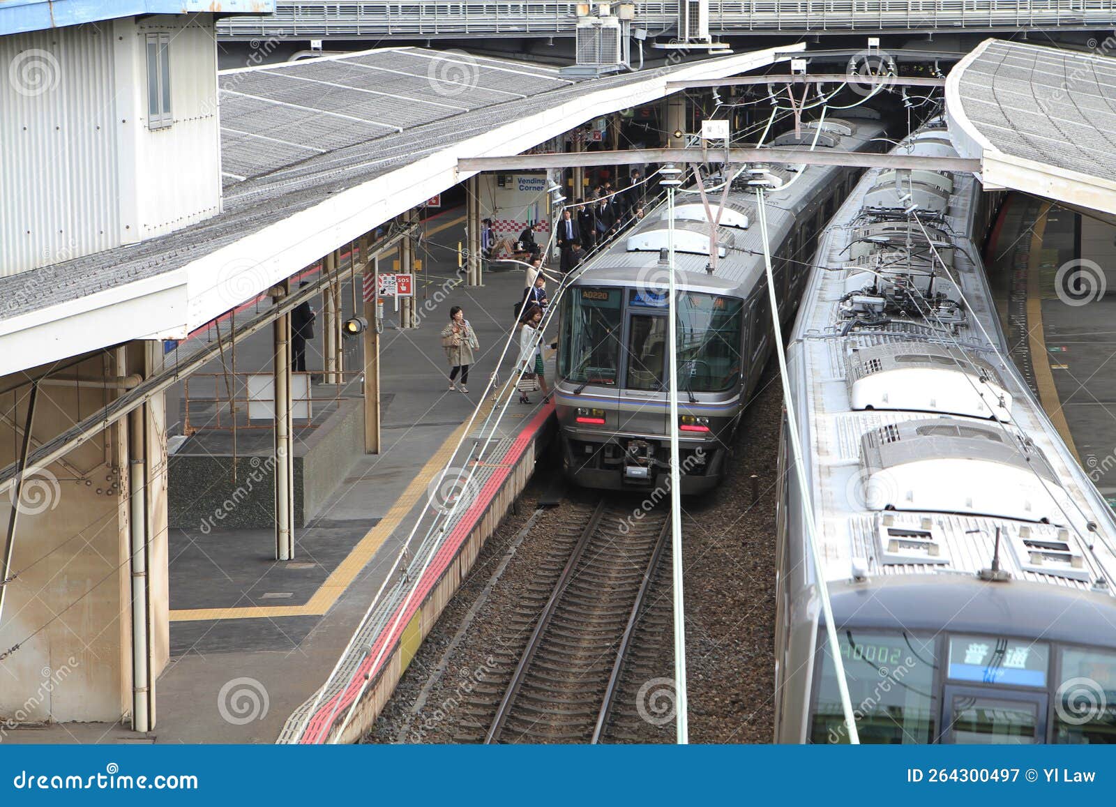 Platform in Shin Osaka Station Waiting the Train 13 April 2012 ...