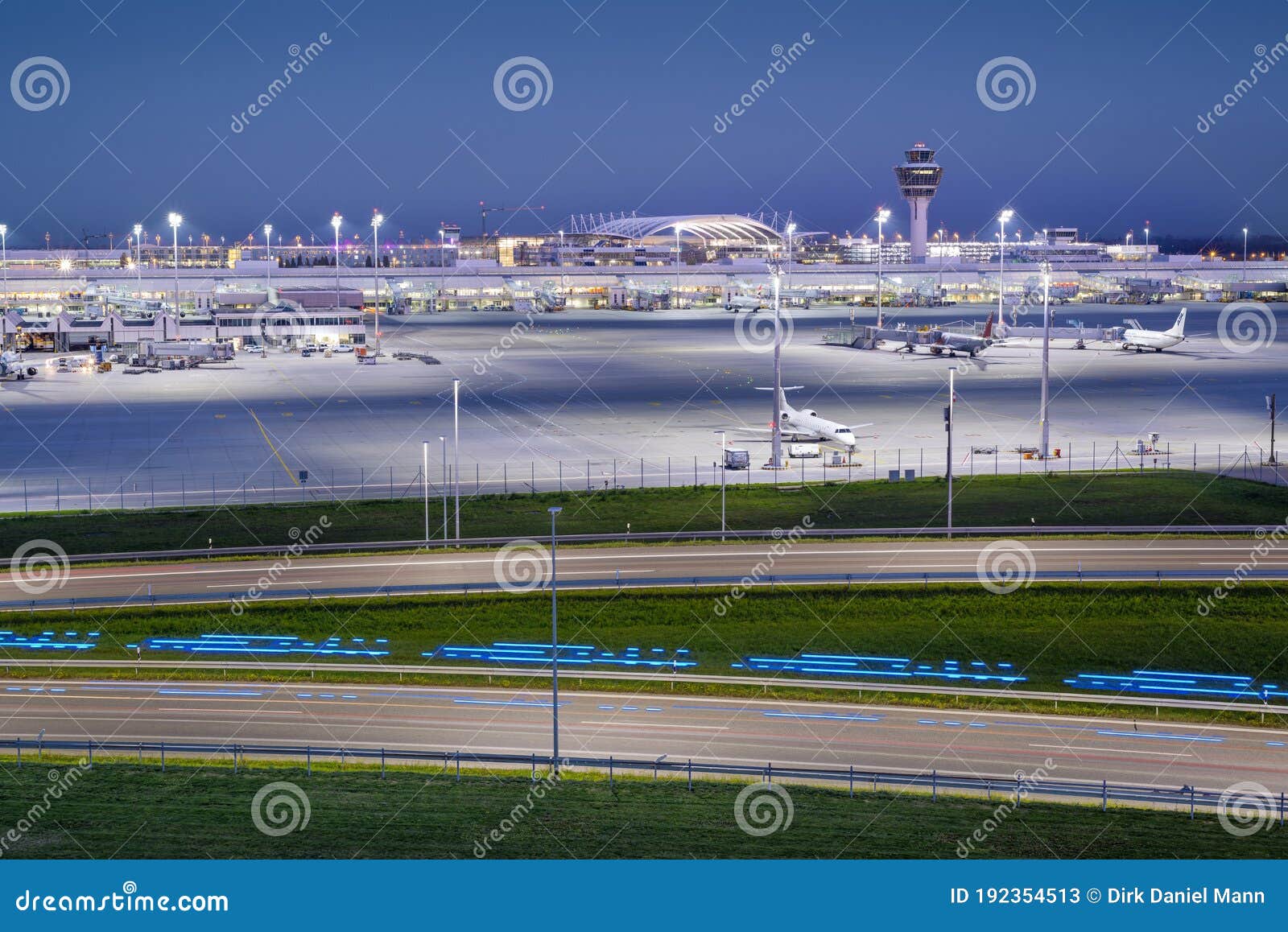 Apron from Terminal 1, Munich Airport MUC EDDM Editorial Stock Photo ...