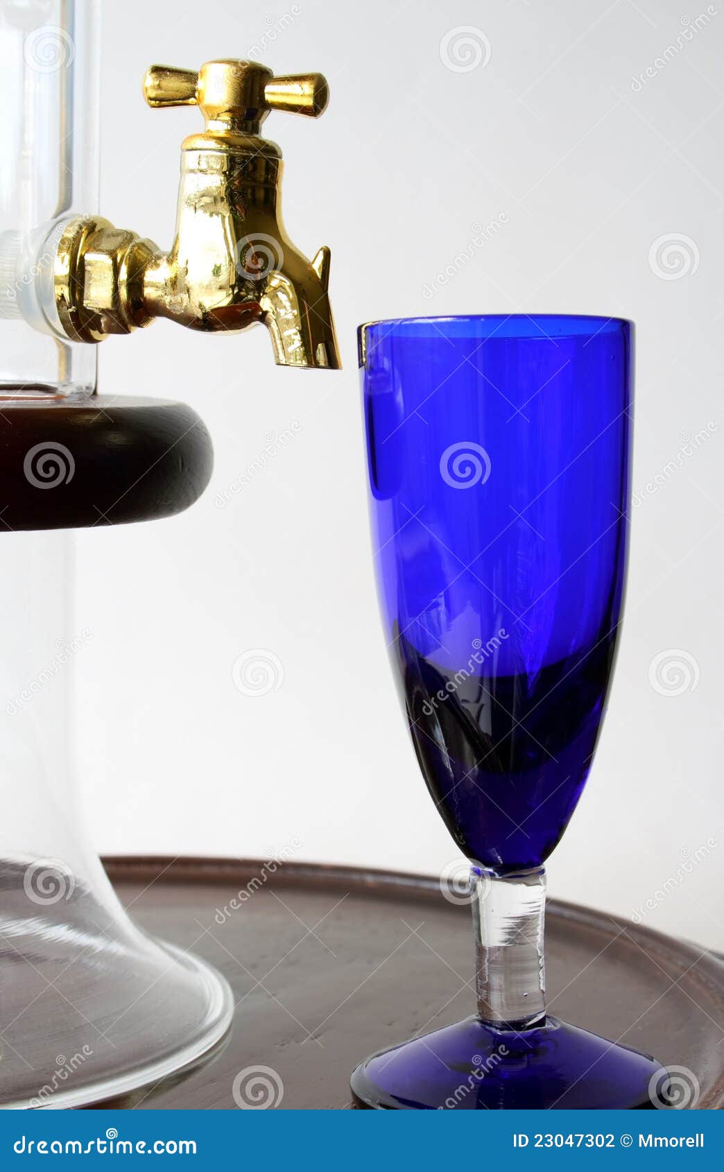 Aptekarka trunek zdjęcie stock. Obraz złożonej z koktajl - 23047302