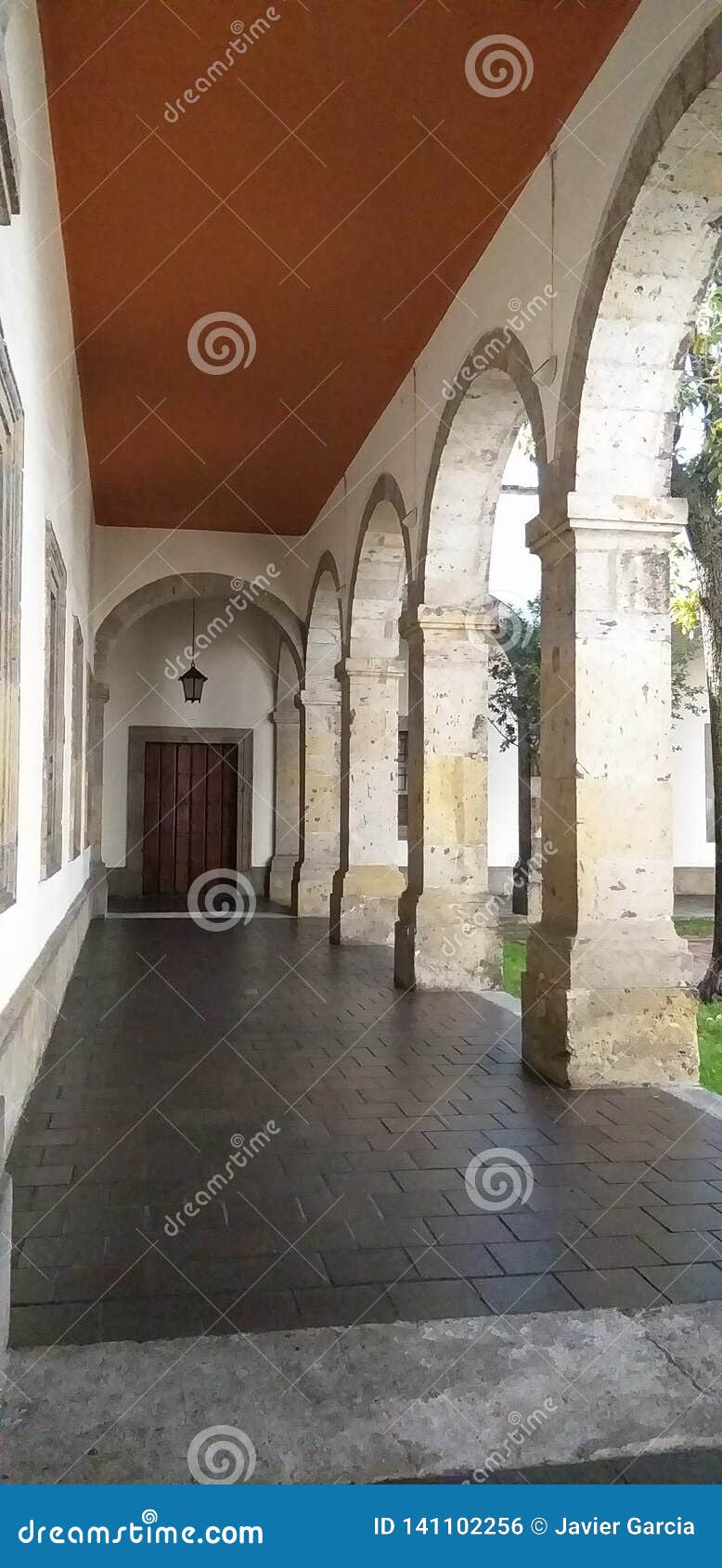 Aqchitecture colonial foto de archivo. Imagen de fundaciones - 141102256