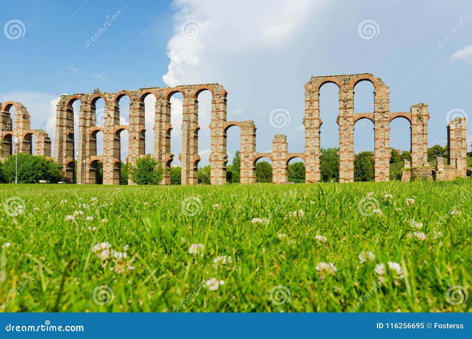 Aqueduct of the Miracles, Merida Stock Image - Image of extremadura ...