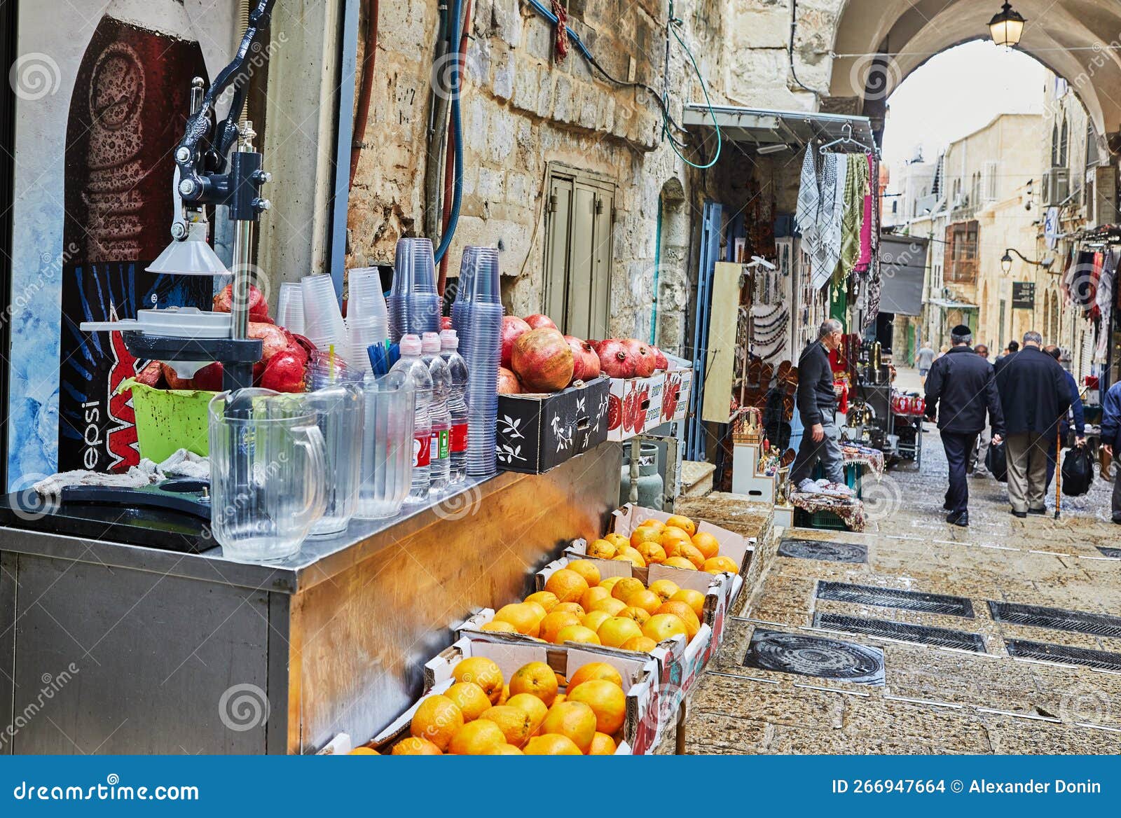 Arab Bazaar in the Old City of Jerusalem. Editorial Stock Image - Image ...
