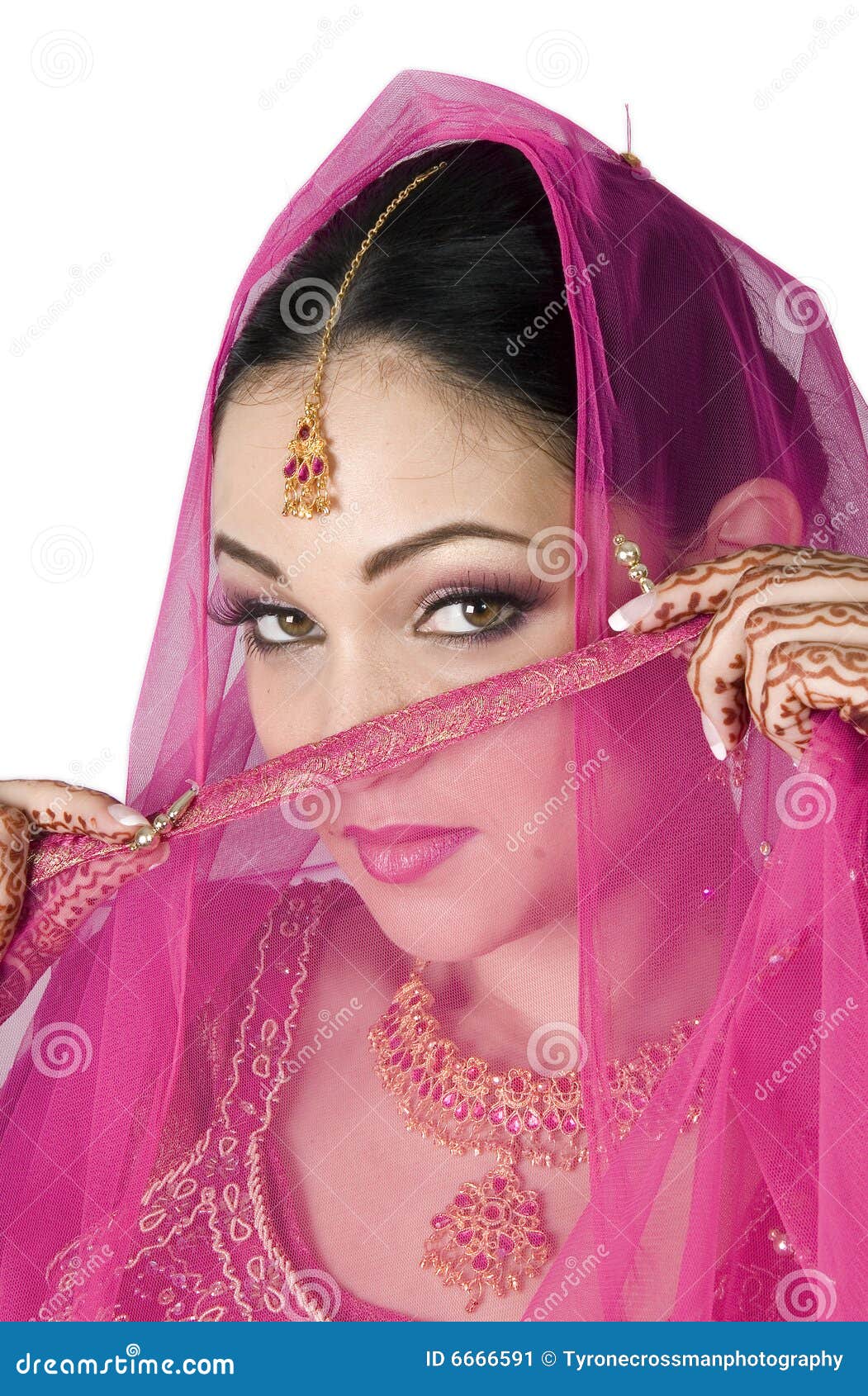 Arabian Bride stock image. Image of arabian, henna, mehndi - 6666591