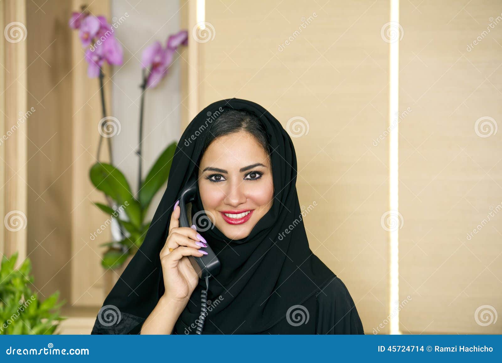 Arabian Customer Service Representative Stock Photo - Image of ...