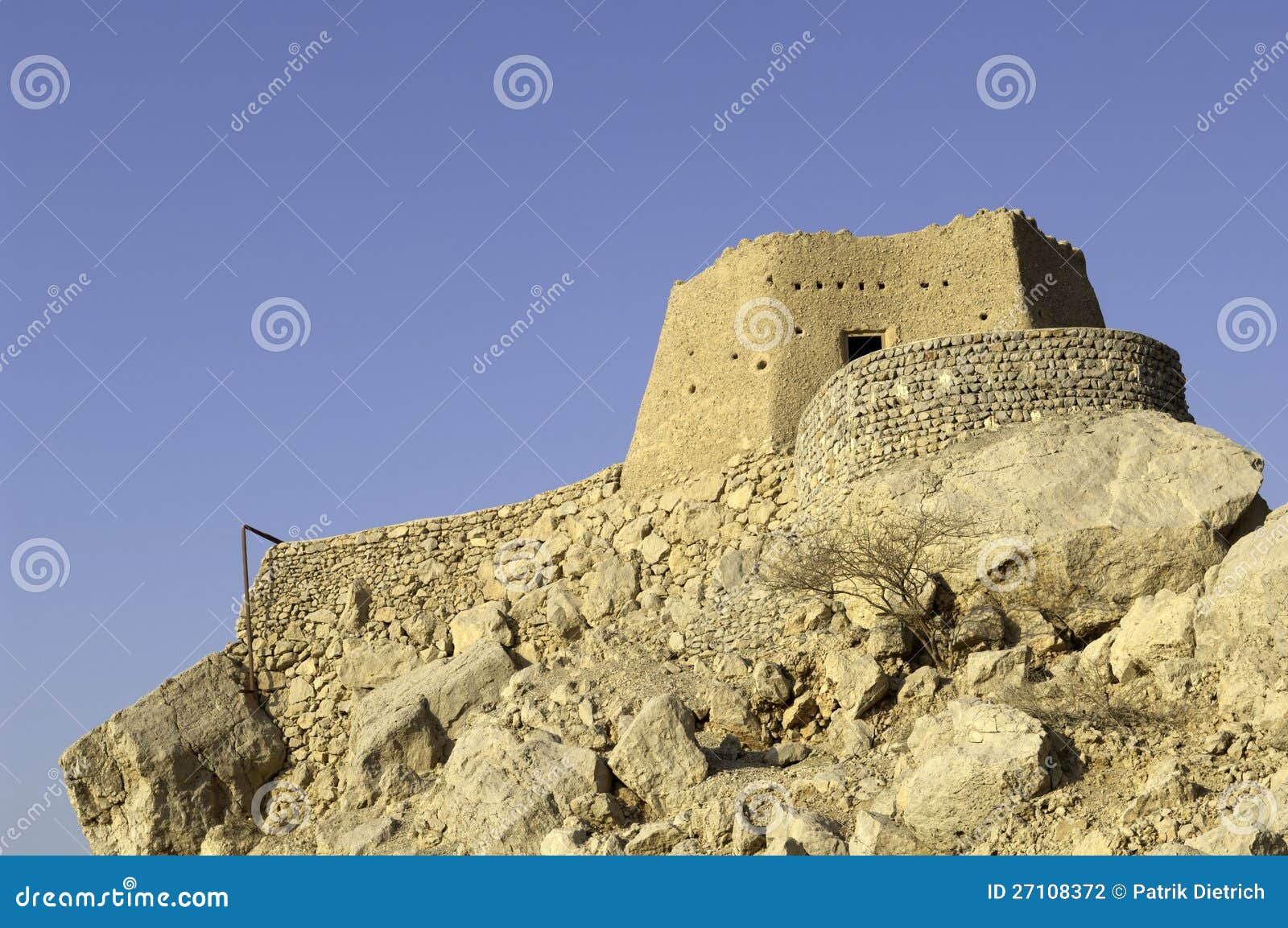 Arabian Fort in Ras Al Khaimah Arab Emirates Stock Photo - Image of ...