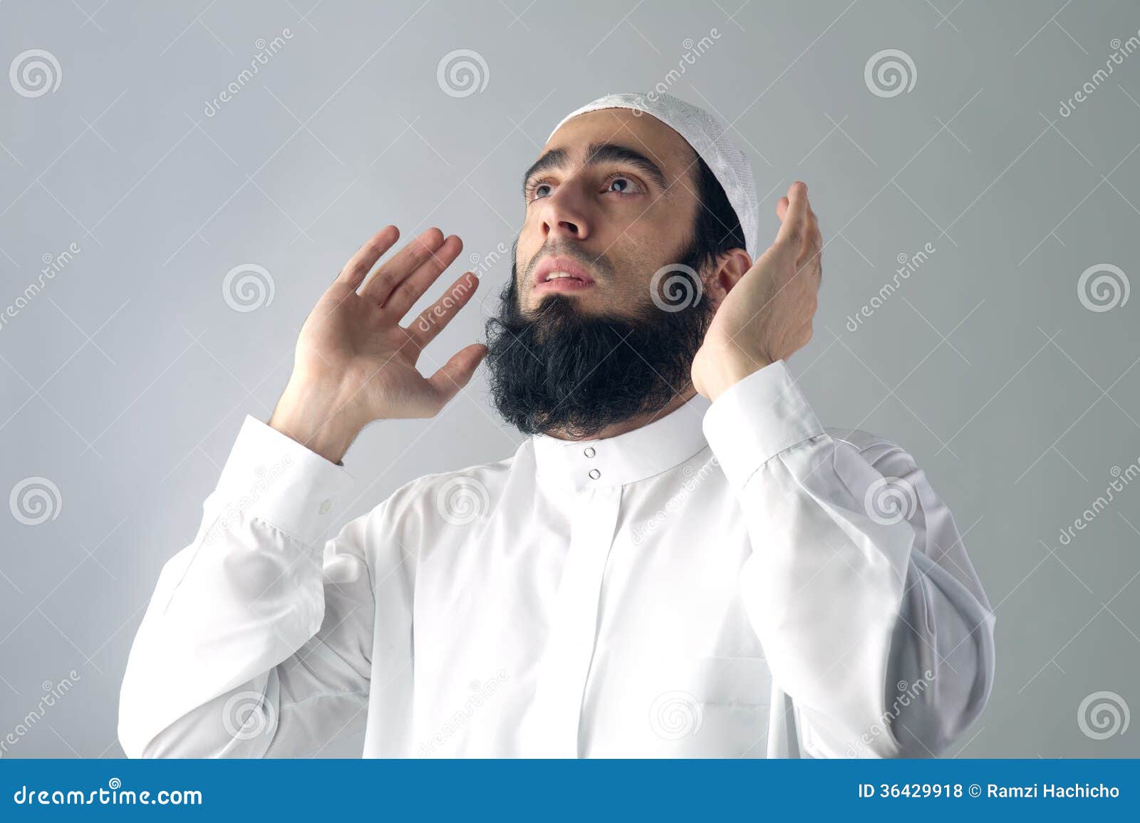 Arabian muslim man praying stock photo. Image of islamic - 36429918