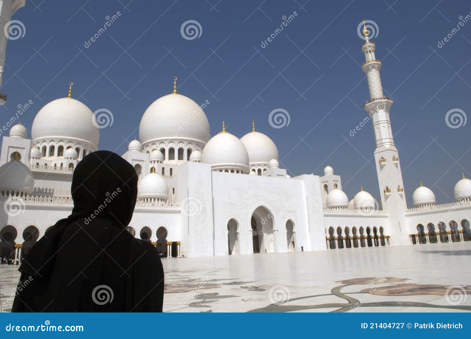 Arabian woman at Mosque stock image. Image of marble - 21404727