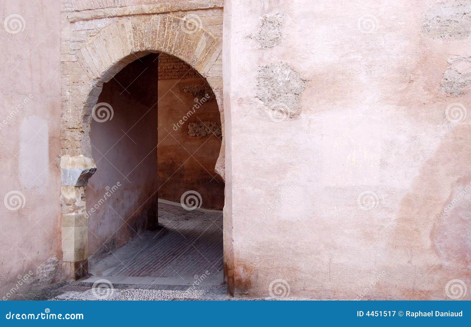 Arabic Arch Door in Granada Stock Image - Image of medina, stone: 4451517