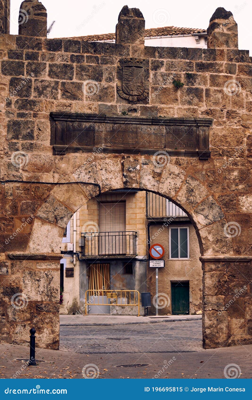 Arabic bow editorial image. Image of arab, leaves, park - 196695815