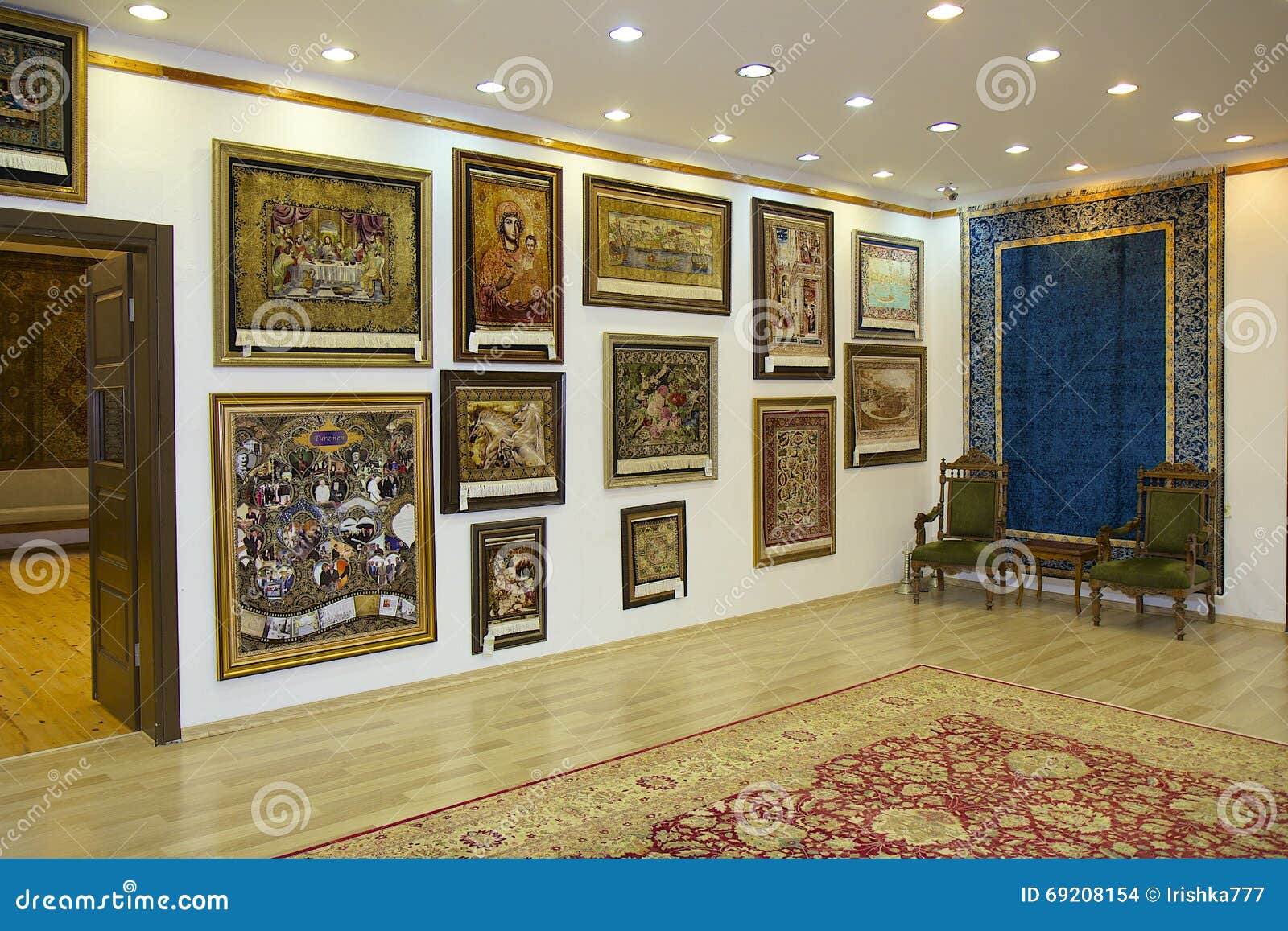 Arabic carpet s display editorial stock image. Image of shopping - 69208154