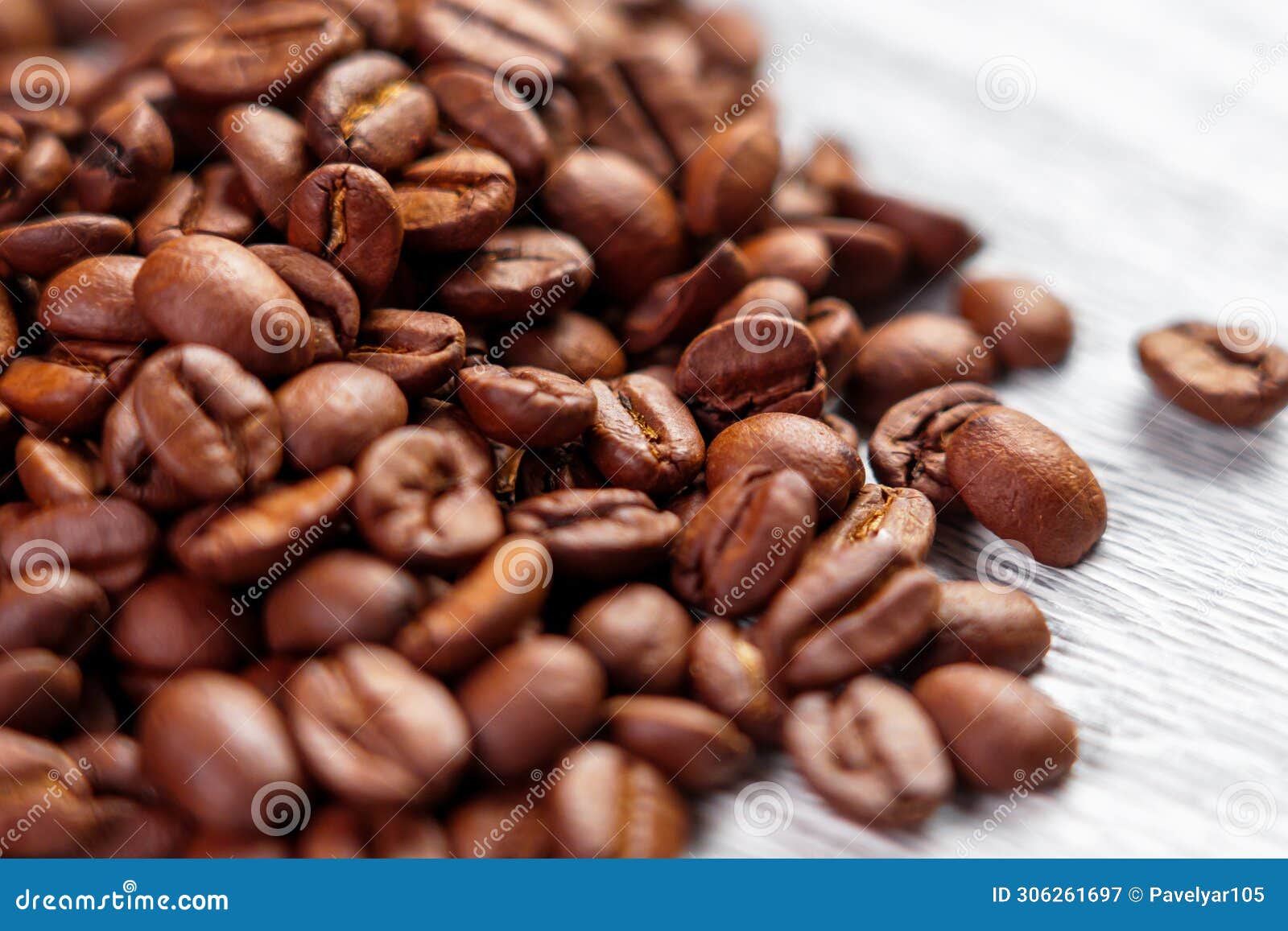 Arabic Coffee Beans on an Aged Board. Trendy Invigorating Drink Stock ...