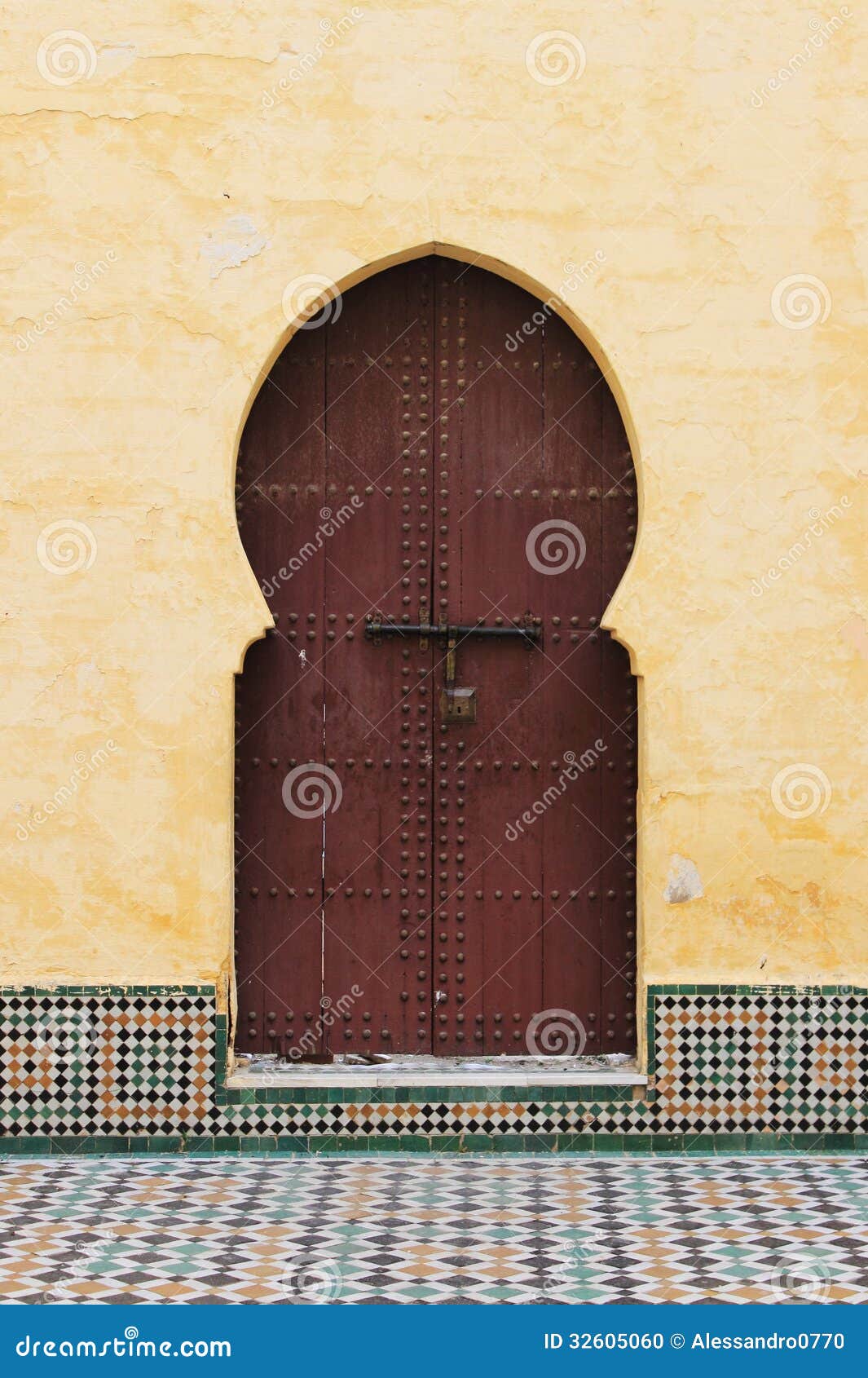 Arabic door stock photo. Image of arabic, marrakesh, decoration - 32605060
