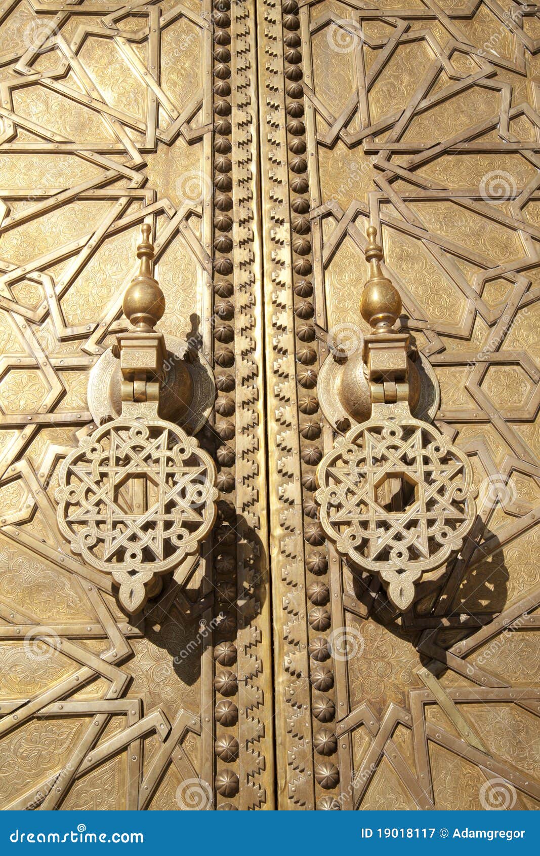 Arabic Gold craftwork stock image. Image of multi, craftwork - 19018117