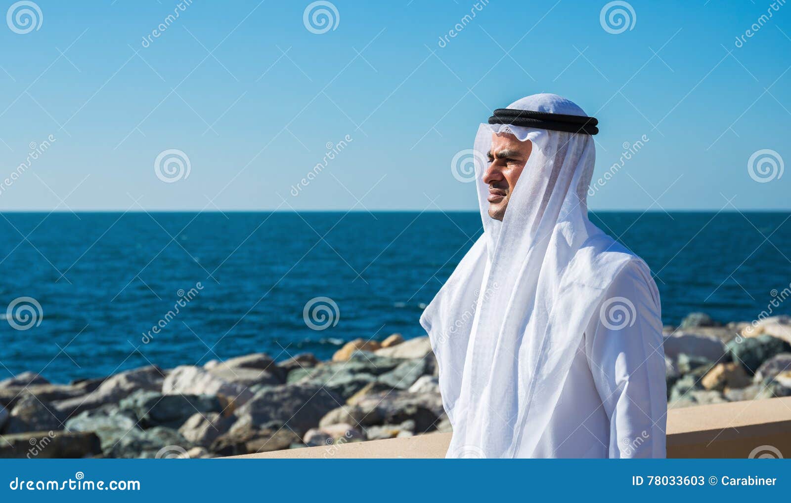 Arabic Man is on the Waterfront Stock Image - Image of tourism, gulf ...