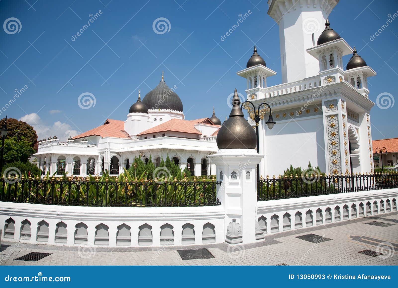 Arabic mosque stock image. Image of outdoors, palace - 13050993