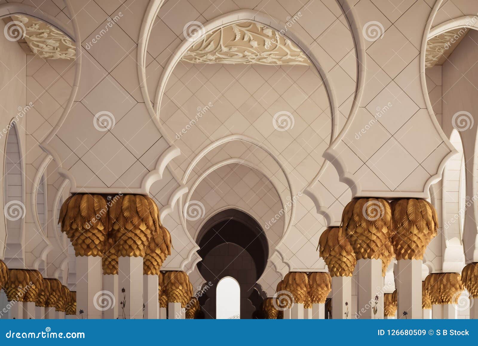 Arabic Oriental Islamic Style Geometric Pattern Wall. Stock Image ...