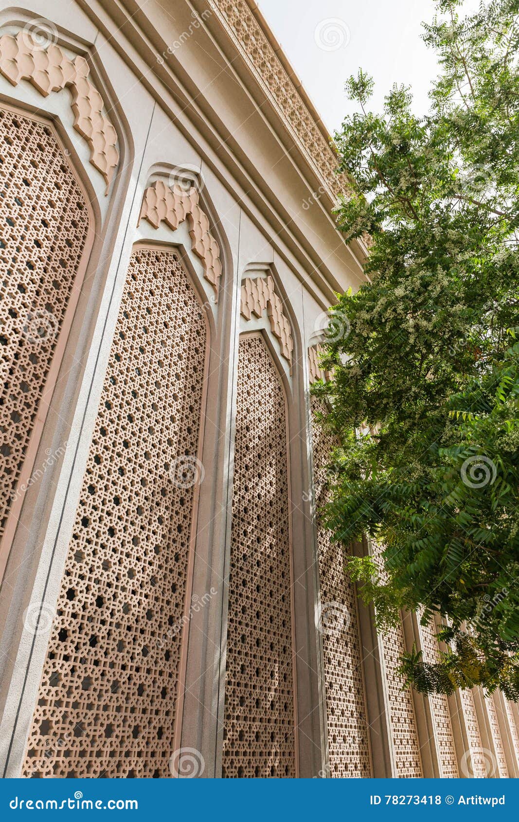 Arabic Pattern Wall of the Building with Tree at Dubai Stock Photo ...