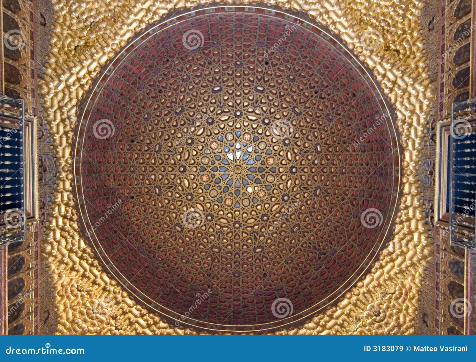 Arabic style ceiling stock image. Image of circle, cupola - 3183079