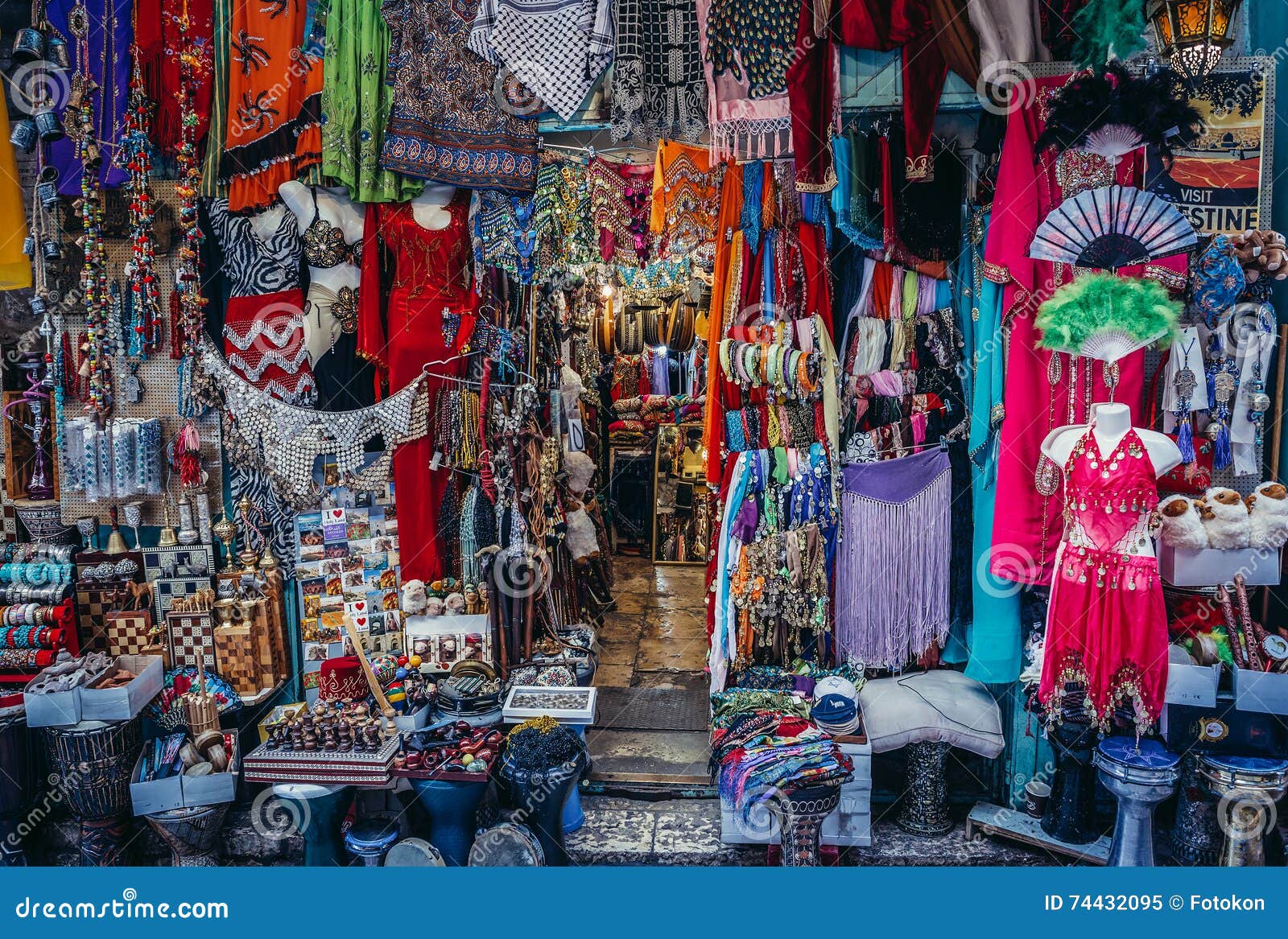 Arabischer Markt in Jerusalem Redaktionelles Bild - Bild von arabisch ...